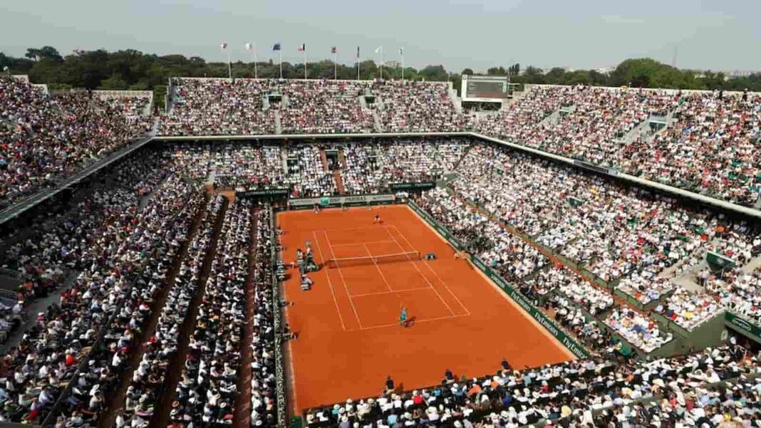 Who are the commentators for French Open 2021?