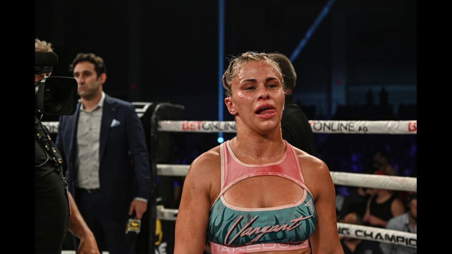 "Making my site FREE" - Former UFC star Paige VanZant launches her ...