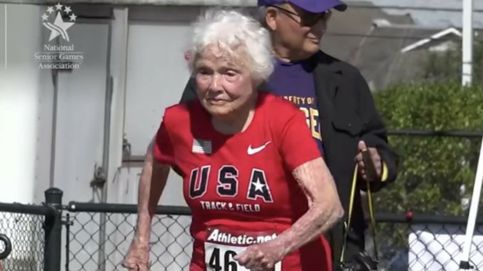 WATCH: 105 year old sprinter Julia Hawkins of USA breaks the 100m world ...