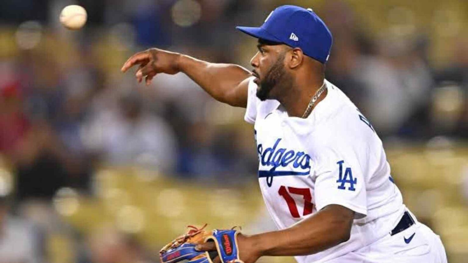 "Comes in late and locks it down"- Hanser Alberto recreates history ...