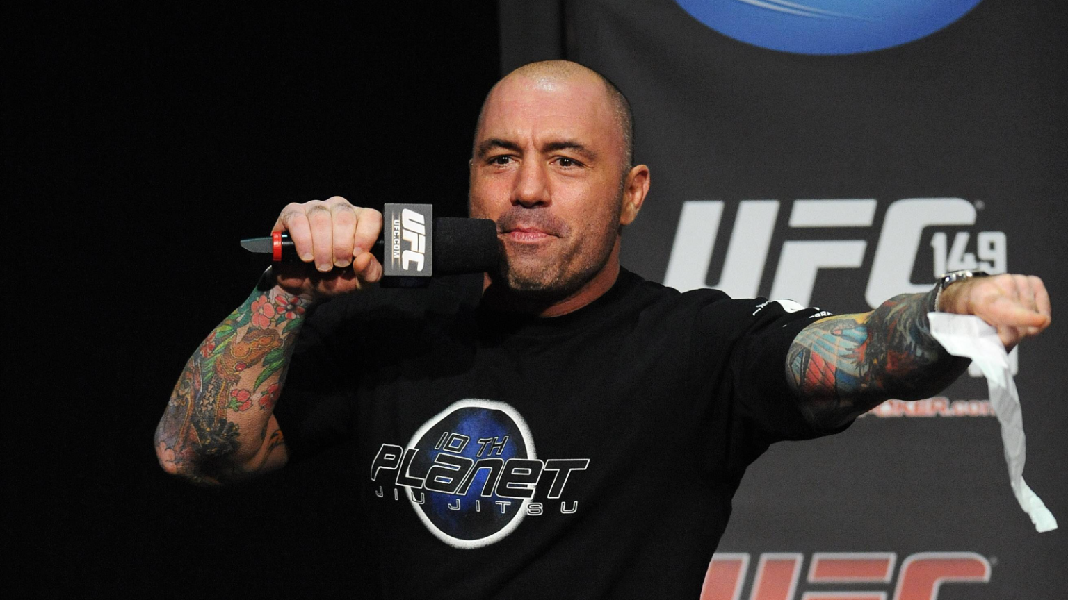 "You have to be f**king wild" - Joe Rogan jokes F1 drivers have to be ...
