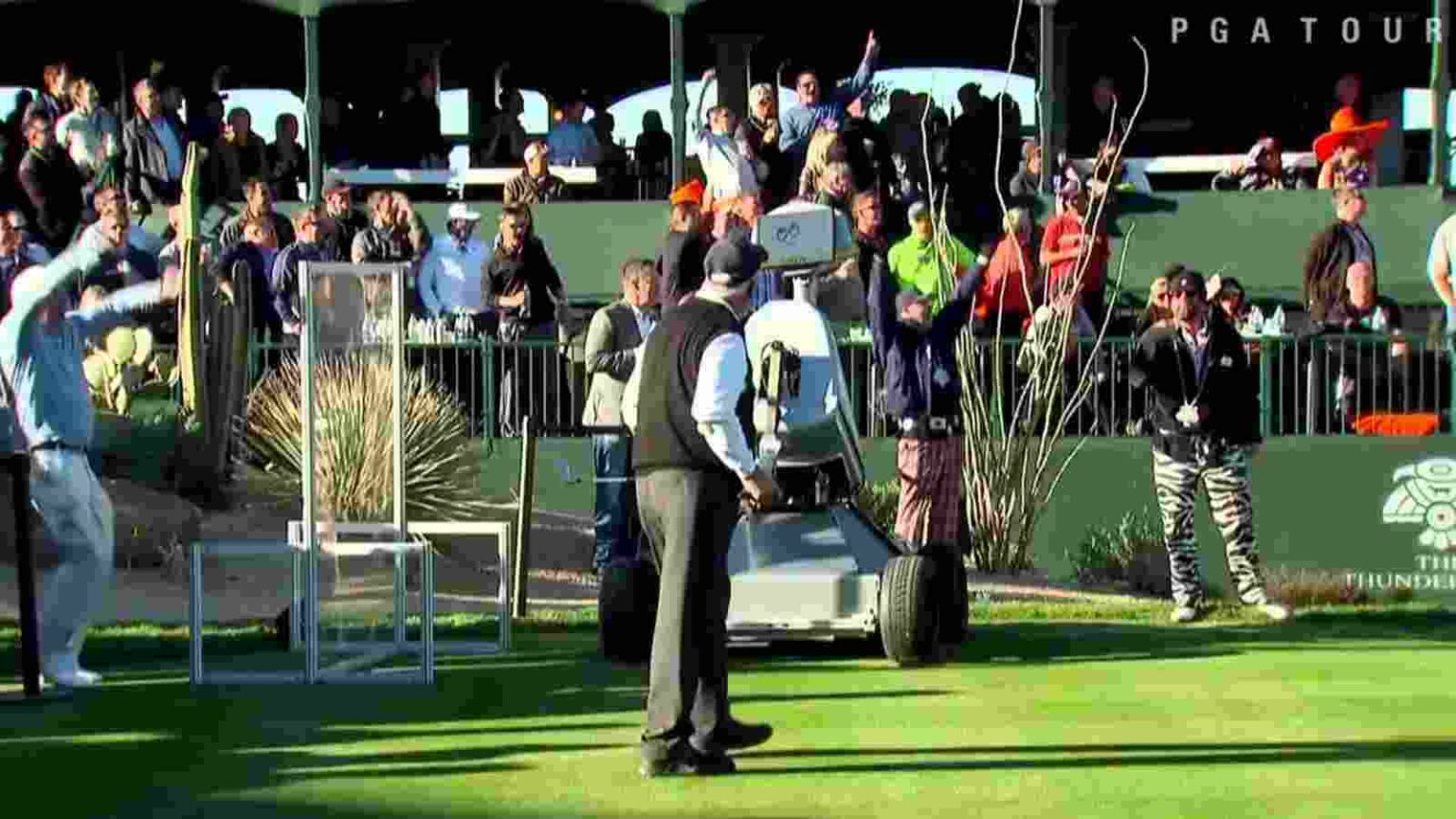 "Robots inheriting Golf? Arghhh!" This hole-in-one shot from LDRIC, the ...