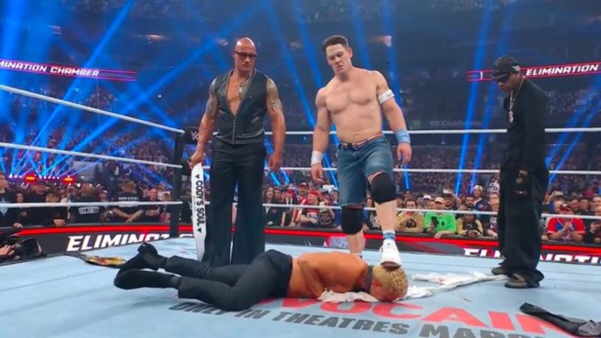 "That tops Austin shaking Vince's hand"- WWE Universe jaw-dropped by ...