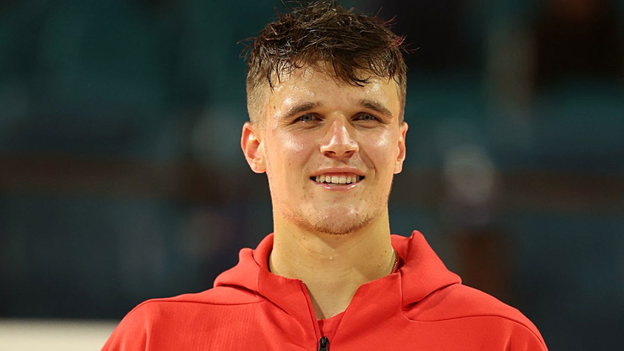 Jakub Mensik reveals 'key' to his victory over Novak Djokovic in Miami ...