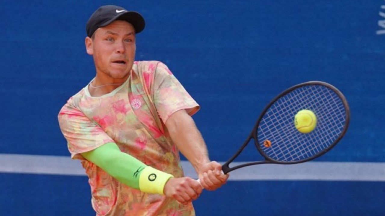 (Video) Svyatoslav Gulin gets defaulted for shouting and making ...
