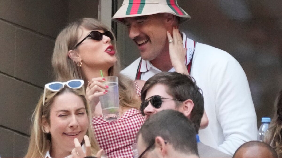 Taylor Swift-Travis Kelce Romance Hits Philly for a Heartwarming Mother ...