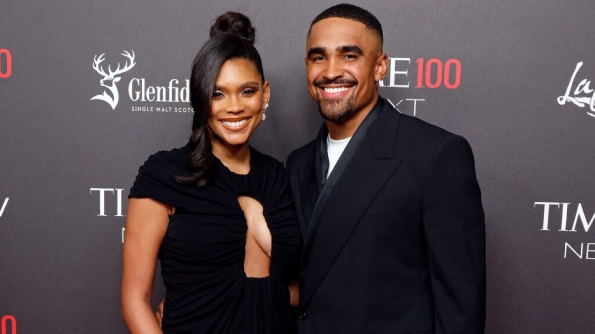 Eagles' Jalen Hurts, Who Married Bry Burrows, Walked down the Aisle ...