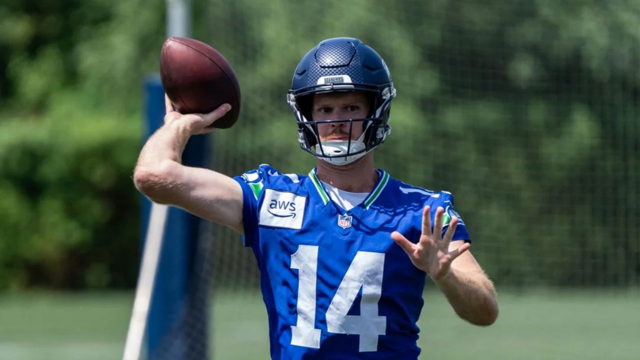 Tom Brady Advised the Raiders Against Signing Sam Darnold, Likely ...