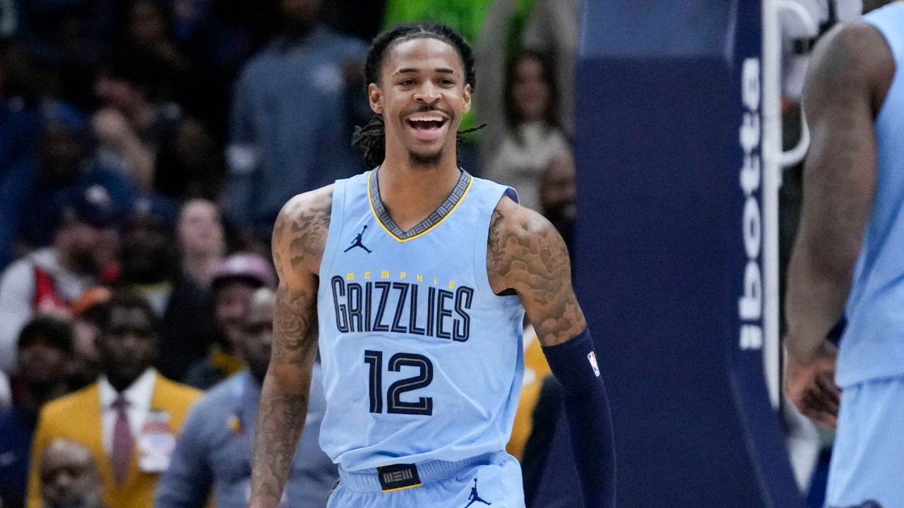 (Video) Ja Morant Brushes Off Mo Gueye Physical Altercation With Smile ...
