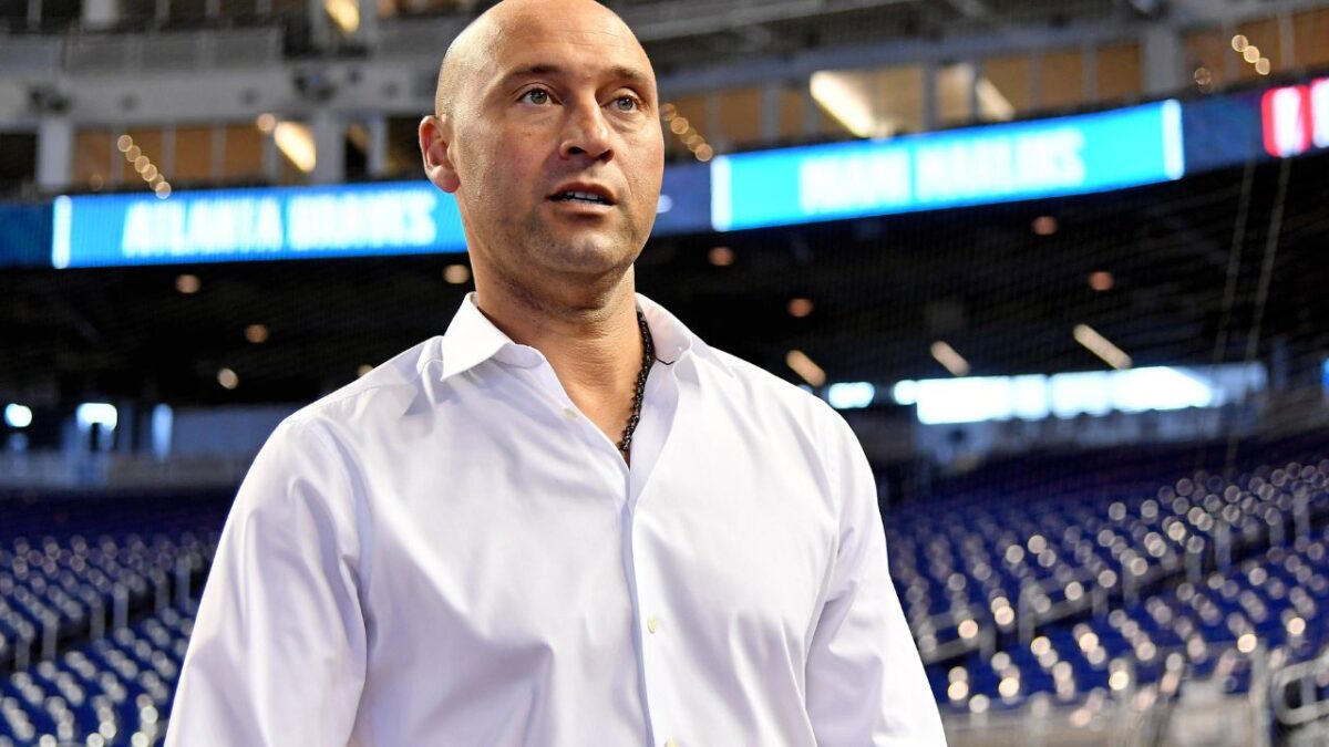 Derek Jeter Picking Yankees to Win 2025 World Series over Cubs Has Fans ...