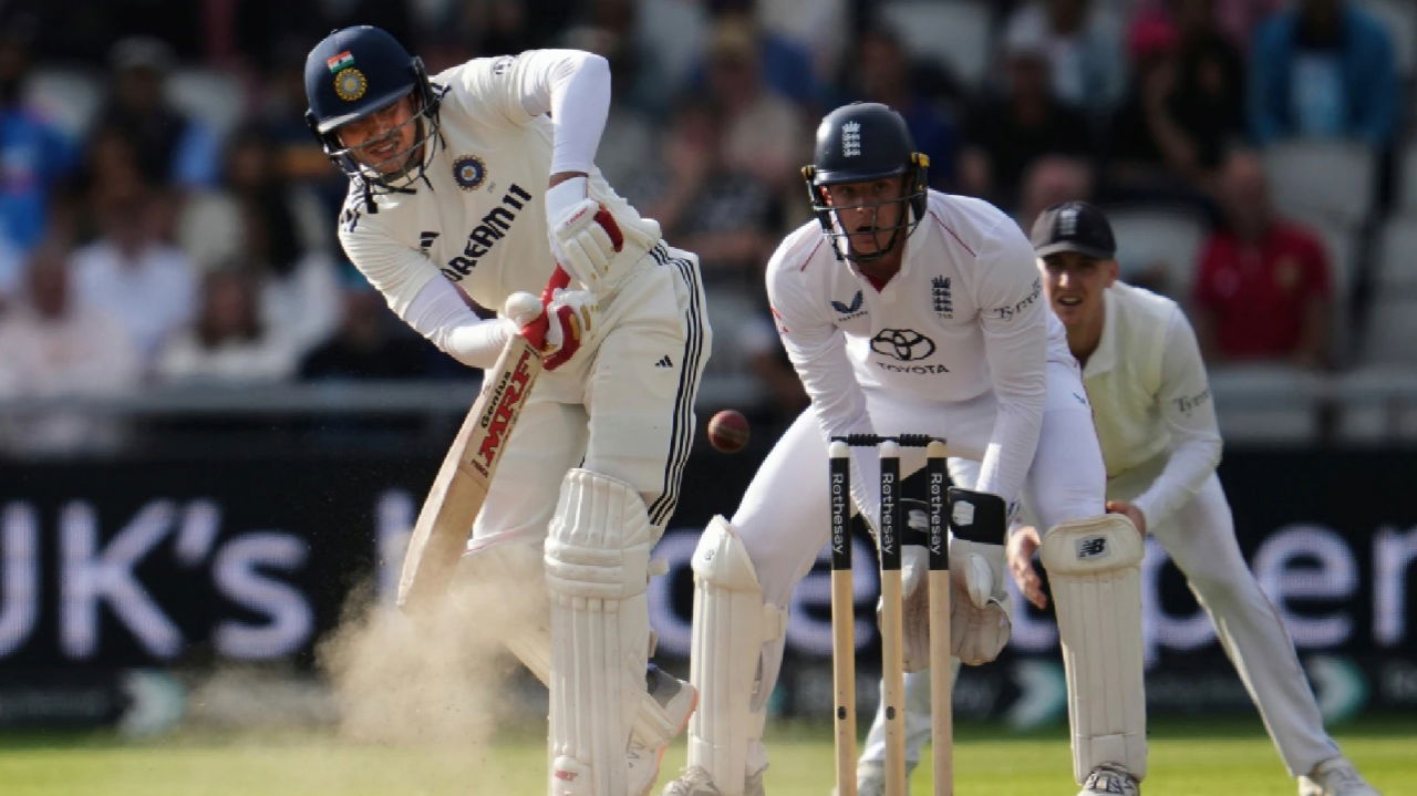 Shubman Gill Creates History at Old Trafford by Equaling Sunil Gavaskar ...