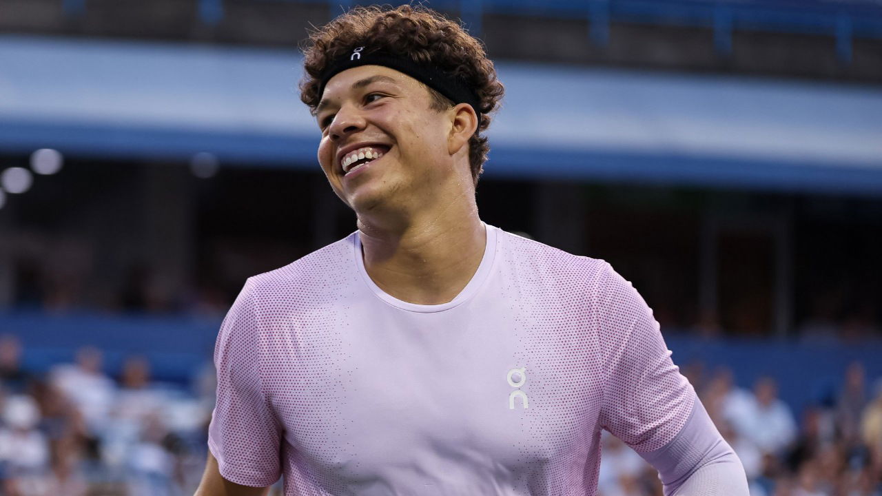 (Video) Ben Shelton Engages in Heated Exchange with Flavio Cobolli Over 'Gesture' After ...