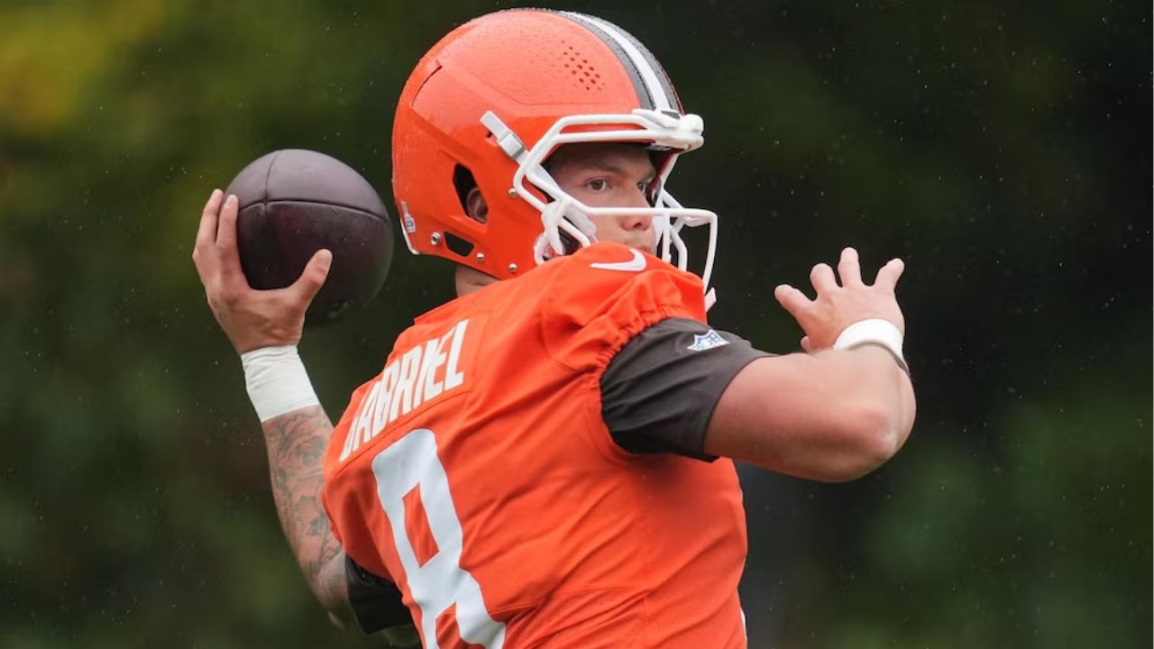 Browns Rookie Dillon Gabriel Gets High Marks from Myles Garrett Before ...