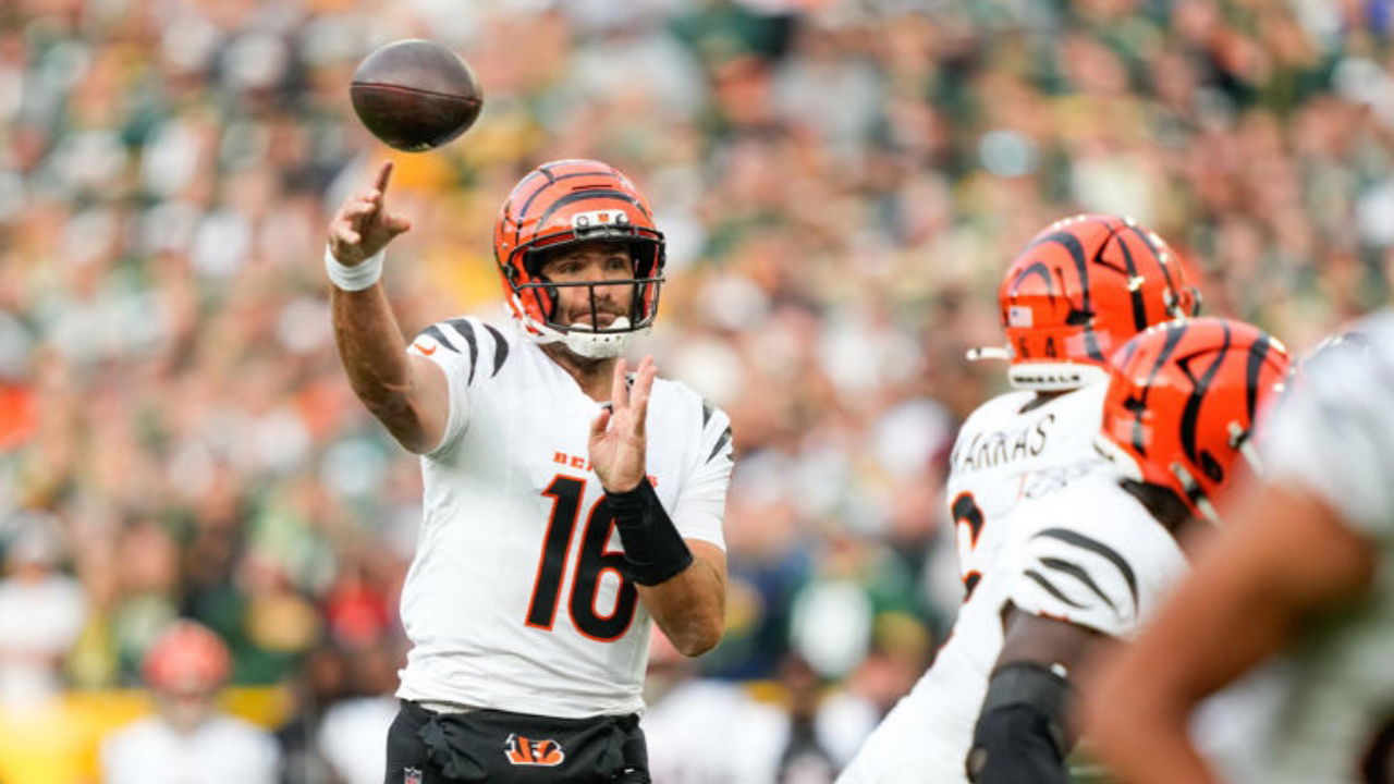 Joe Flacco Putting up a Masterclass for Bengals Leaves Browns Fuming ...