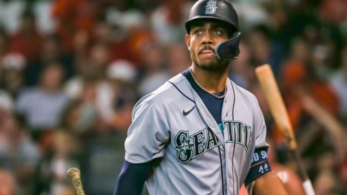 (Video) Julio Rodriguez Heard Screaming in Frustration After Mariners ...