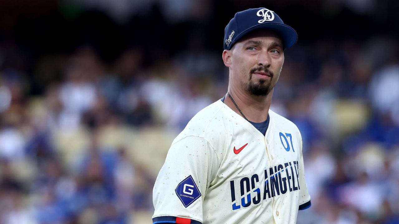 Blake Snell Throwing Shade at Vladimir Guerrero Jr. On Twitch Leaves ...