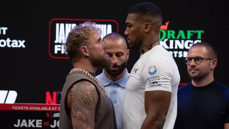 WATCH: Boxers Shockingly Pick Against Anthony Joshua on Stage Ahead of ...