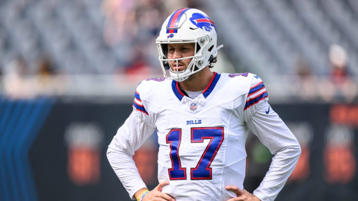 Josh Allen Missing WR on Potential Game-Winning 2-Point Attempt Has ...