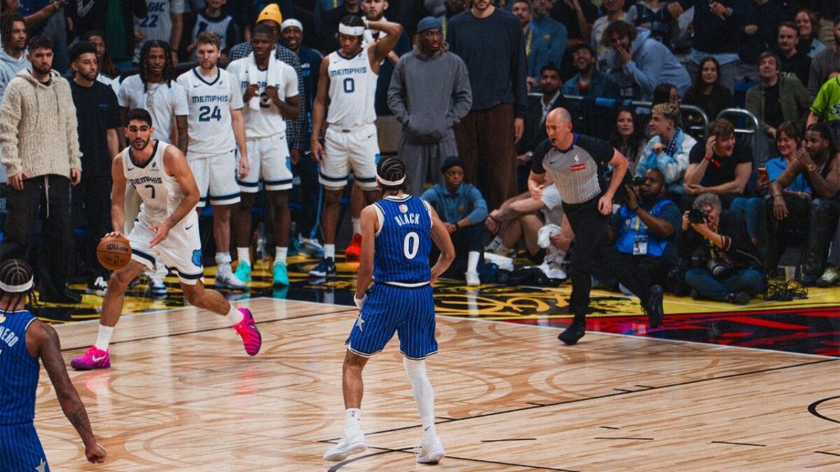 Anthony Black's Monster Dunk on 4 Grizzlies Players in Berlin Stuns ...