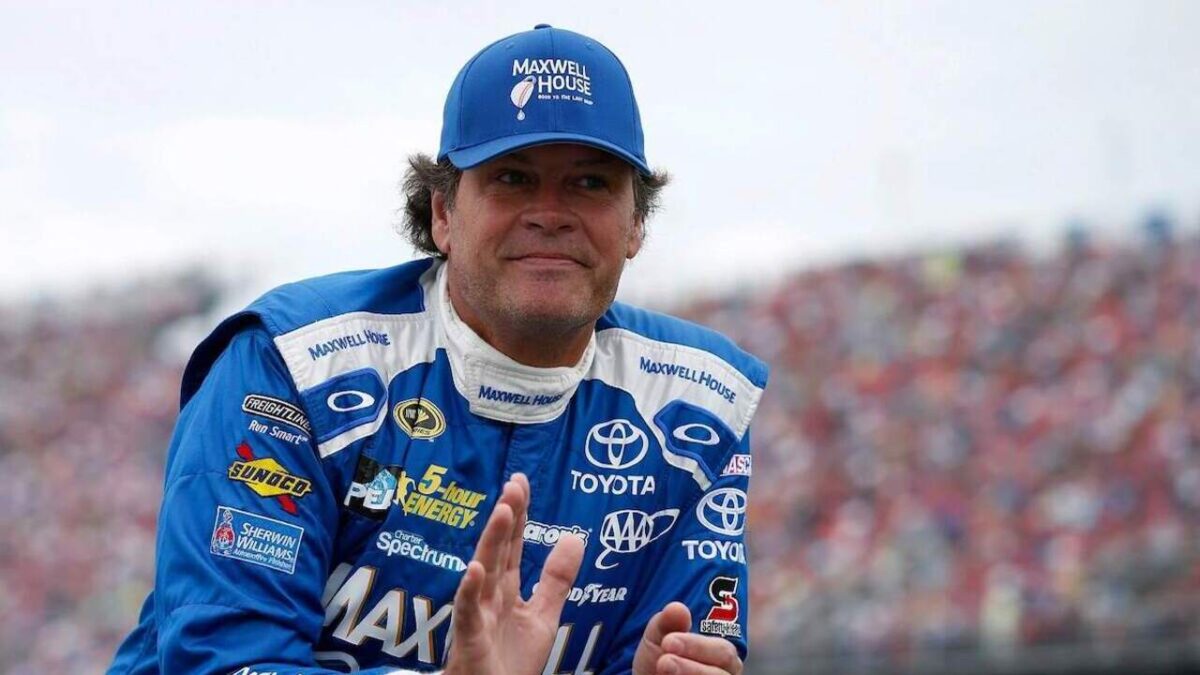 Michael Waltrip Declares NASCAR ‘Got the Championship Format Right ...
