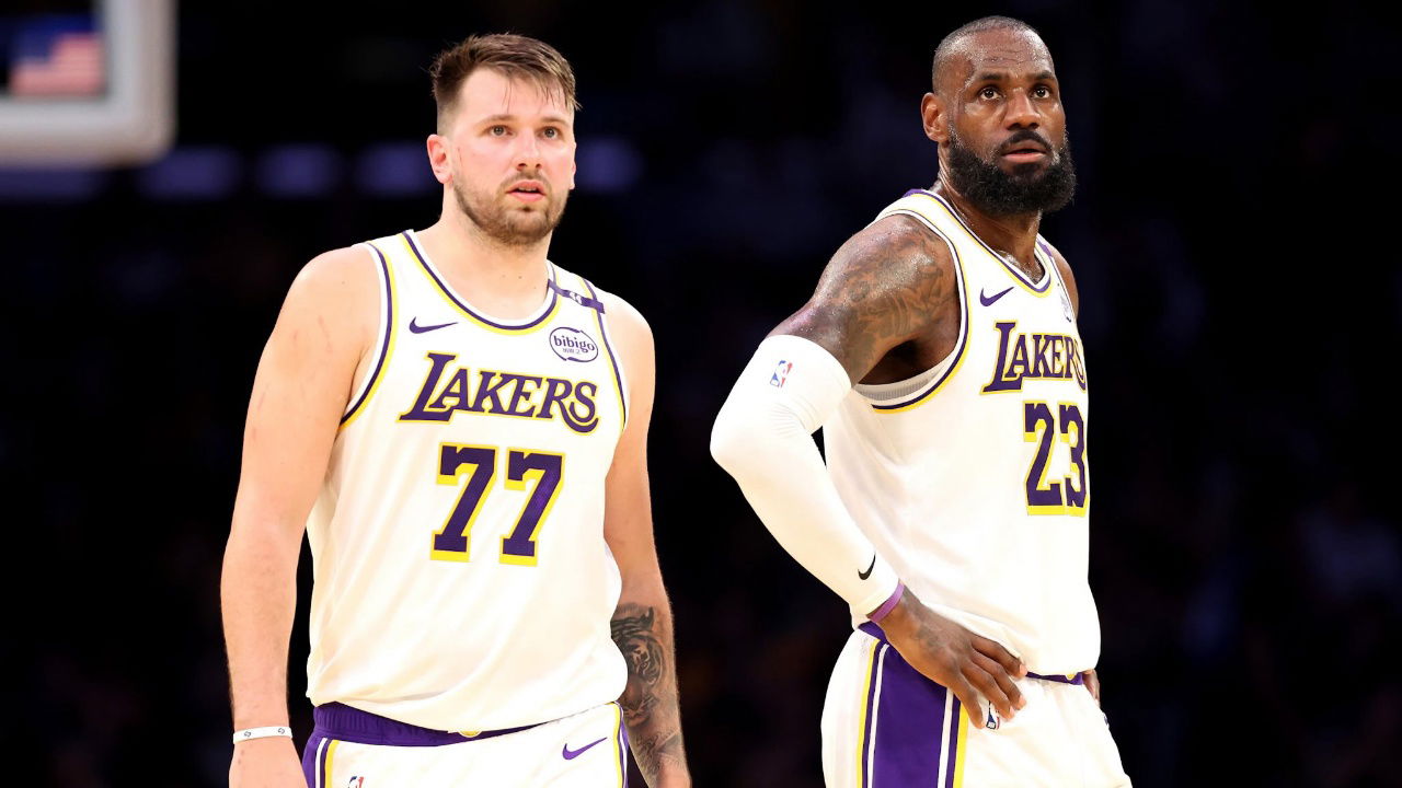 Luka Doncic Collision and Spilled Beers Summed Up Ben Affleck's Lakers ...