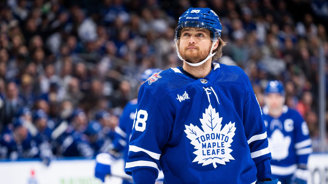 William Nylander Being Fined $5,000 for Obscene Gesture During Maple ...