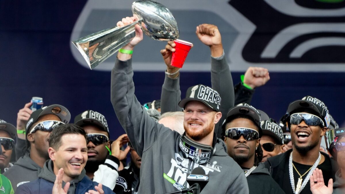 Sam Darnold Kicks off Seahawks Super Bowl Parade By Trolling His Former ...