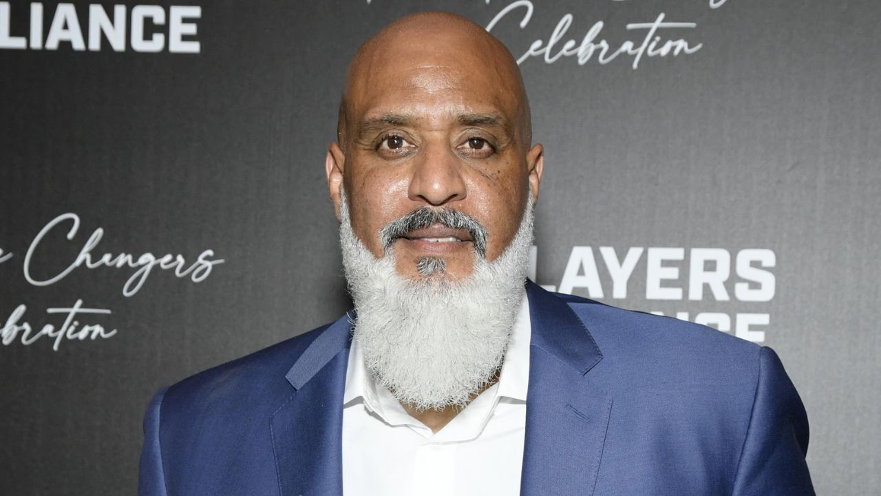 MLBPA Executive Director Tony Clark Resigning After Reports of ...