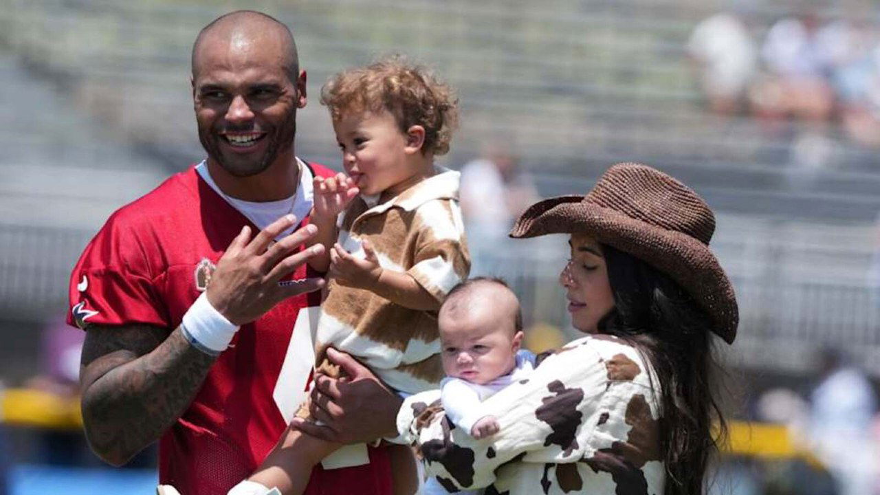 Dak Prescott Breaks up with Fiancee Sarah Jane Ramos 1 Month Before the ...
