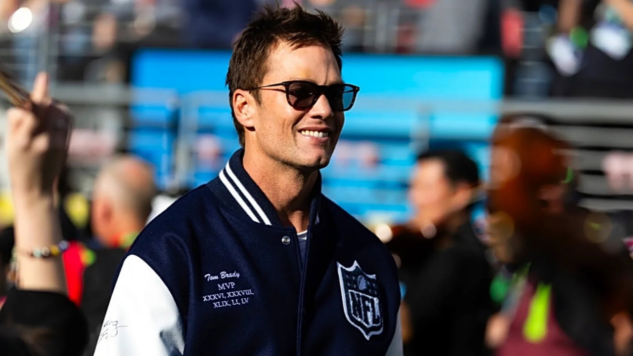 Tom Brady Credits “Cranky Old Coach” Bill Belichick in Commencement Speech