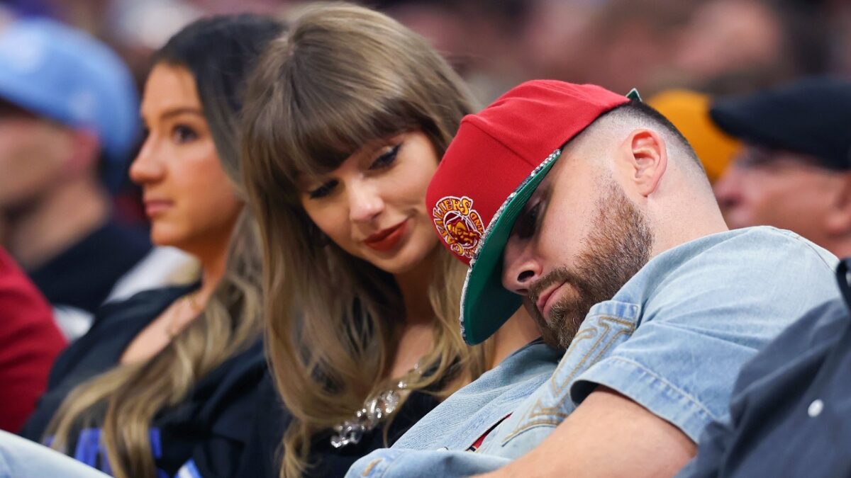 Taylor Swift’s Reaction to Travis Kelce’s Cavaliers Heartbreak Goes Viral