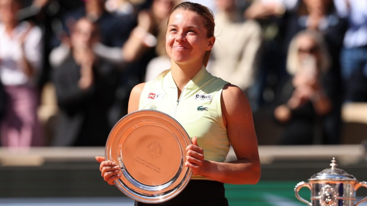 Iga Swiatek Proud of Maja Chwalinska's Career Breakthrough at Roland Garros
