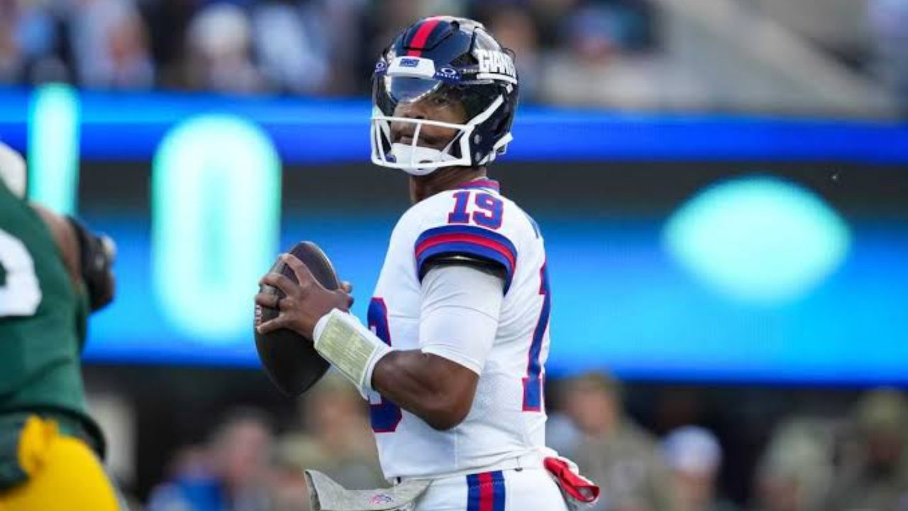 Jameis Winston Helps Japan Fans Clean up Stadium After World Cup Game ...